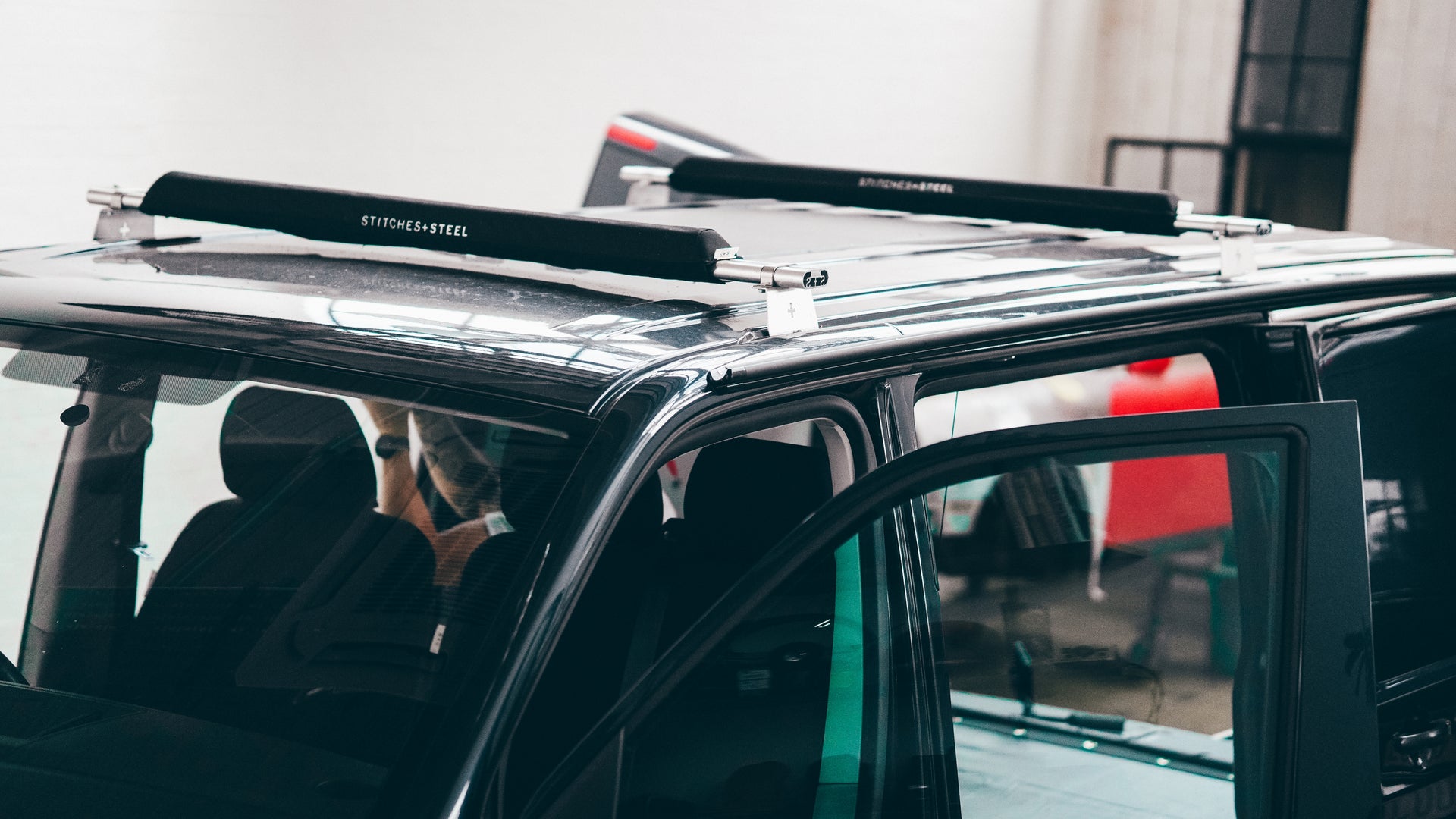 Custom Haus Special 00180 – STITCHES + STEEL