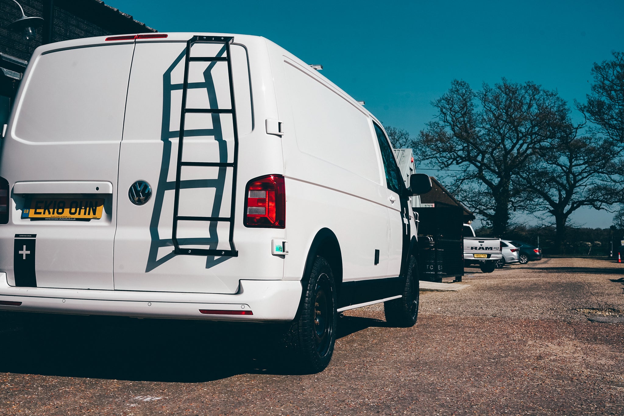 Custom Haus Special 00163 – STITCHES + STEEL